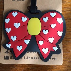 islandhopper13 | Accessories | Silicone Minnie Mouse Bow Luggage Tag ...